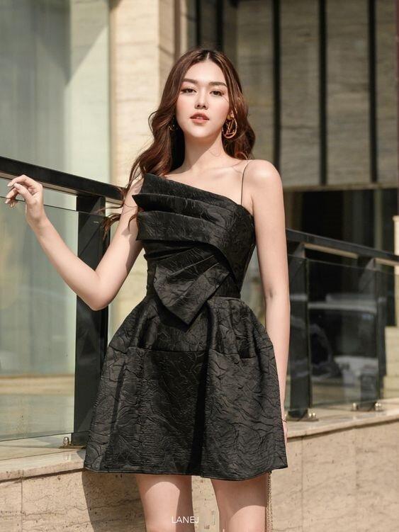 ELEGANT WINTOUR PUFF-SLEEVE MINI LBD DRESS- Moli – GOOD GIRL REBEL